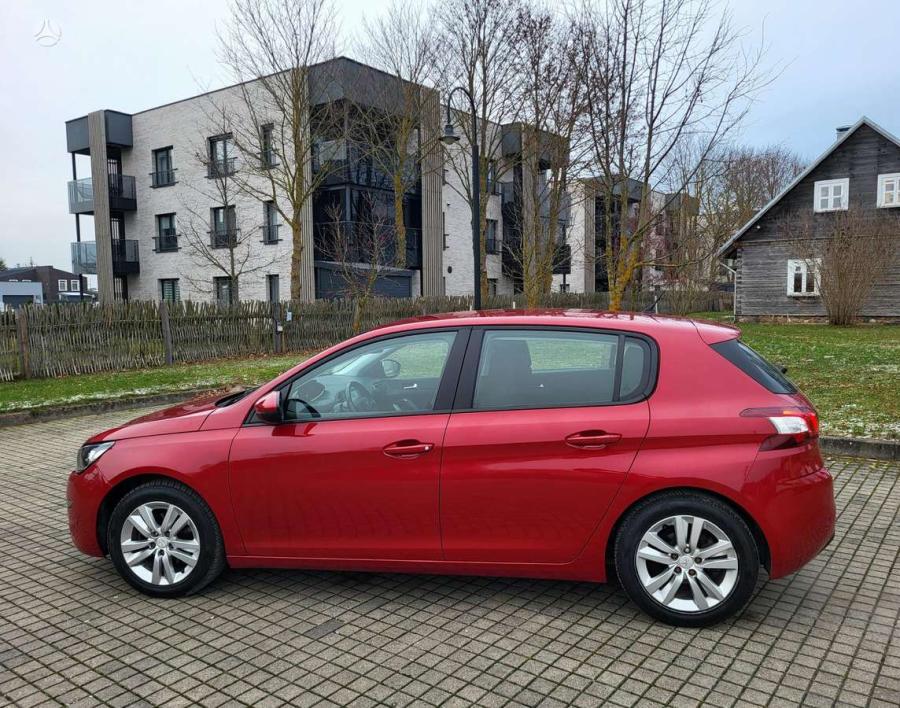 Red Peugeot 308 2014 in Siauliai, with an engine capacity of 1.20 L and mileage of 114 thousand km for 3850 €, photo 4 on AUTOMOTO.COM.LV