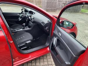 Red Peugeot 308 2014 in Siauliai, with an engine capacity of 1.20 L and mileage of 114 thousand km for 3850 €, photo 8 on AUTOMOTO.COM.LV