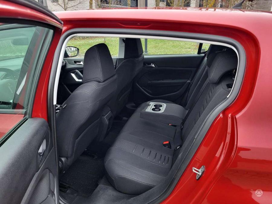 Red Peugeot 308 2014 in Siauliai, with an engine capacity of 1.20 L and mileage of 114 thousand km for 3850 €, photo 21 on AUTOMOTO.COM.LV