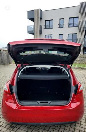 Red Peugeot 308 2014 in Siauliai, with an engine capacity of 1.20 L and mileage of 114 thousand km for 3850 €, photo 27 on AUTOMOTO.COM.LV