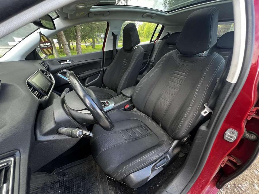 Sarkans Peugeot 308 2014 Viļņa, ar dzinēja tilpumu 1.60 L un nobraukumu 230 tūkst. km par 2900 €, foto 18 vietnē AUTOMOTO.COM.LV