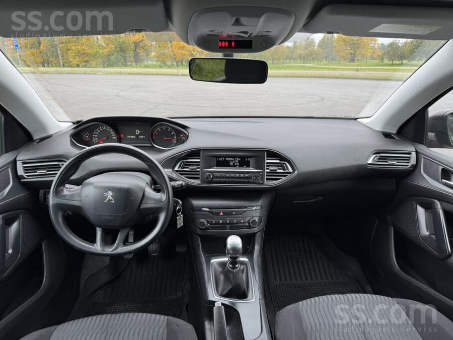 Red Peugeot 308 2015 in Riga, with an engine capacity of 1.60 L and mileage of 0 thousand km for 4550 €, photo 12 on AUTOMOTO.COM.LV
