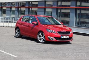 Red Peugeot 308 2015 in Riga, with an engine capacity of 1.20 L and mileage of 106 thousand km for 6280 €, photo  on AUTOMOTO.COM.LV
