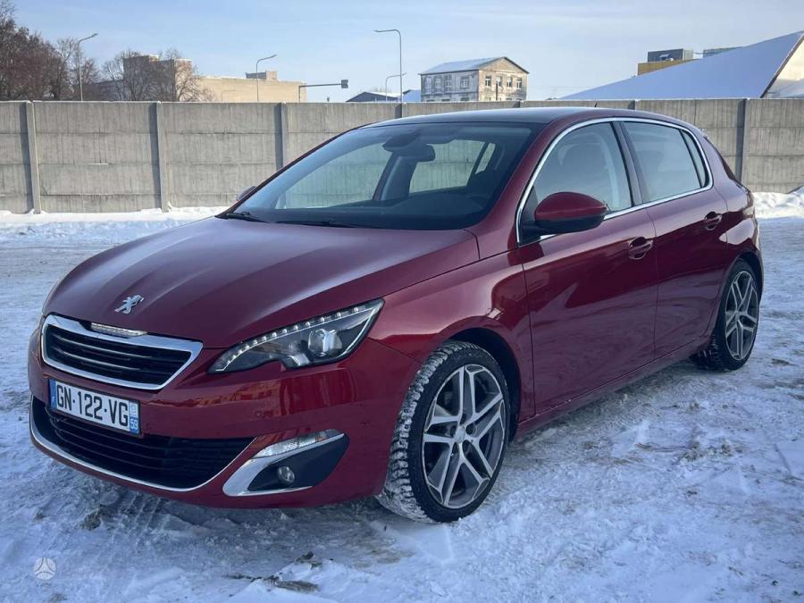 Sarkans Peugeot 308 2016 Tauragė, ar dzinēja tilpumu 1.20 L un nobraukumu 120 tūkst. km par 5200 €, foto 1 vietnē AUTOMOTO.COM.LV