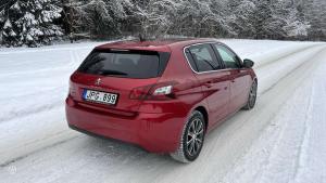 Red Peugeot 308 2017 in Vilnius, with an engine capacity of 1.56 L and mileage of 136 thousand km for 7800 €, photo 3 on AUTOMOTO.COM.LV