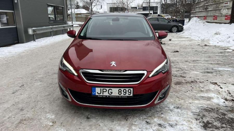 Red Peugeot 308 2017 in Vilnius, with an engine capacity of 1.56 L and mileage of 136 thousand km for 7800 €, photo 8 on AUTOMOTO.COM.LV