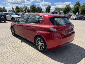 Red Peugeot 308 2017 in Taurage, with an engine capacity of 1.20 L and mileage of 135 thousand km for 4900 €, photo 9 on AUTOMOTO.COM.LV
