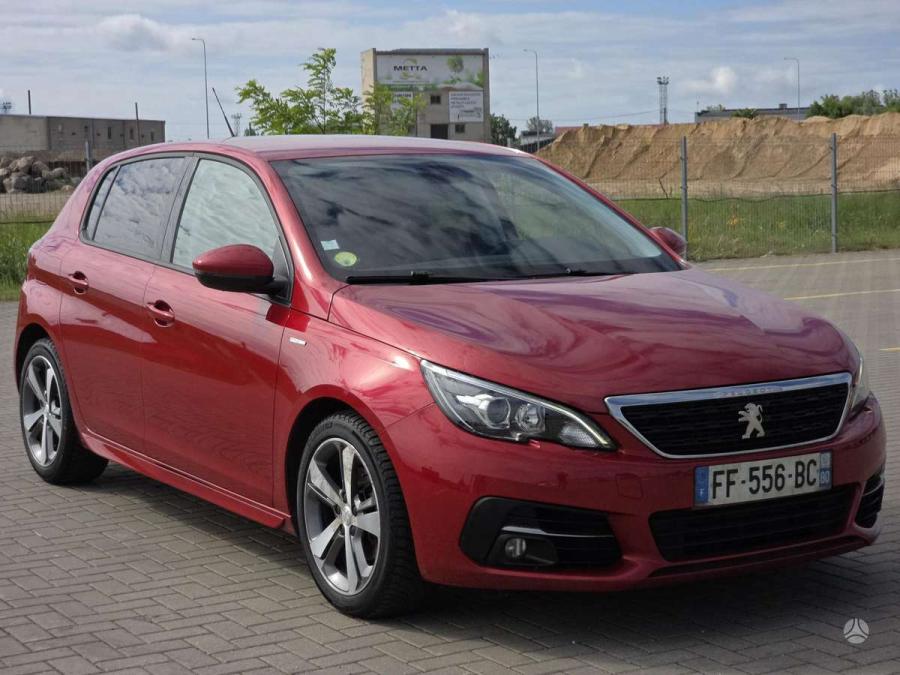 Красный Пежо 308 2019 в Таураге, объемом двигателя 1.50 л и пробегом 244 тыс. км за 7200 €, фото 4 на AUTOMOTO.COM.LV