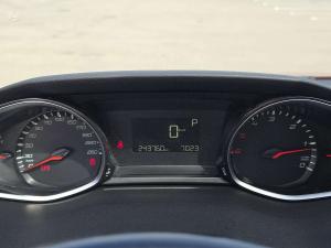 Красный Пежо 308 2019 в Таураге, объемом двигателя 1.50 л и пробегом 244 тыс. км за 7200 €, фото 19 на AUTOMOTO.COM.LV