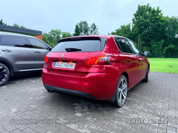 Red Peugeot 308 2020 in Saku, with an engine capacity of 1.50 L and mileage of 124 thousand km for 10500 €, photo 2 on AUTOMOTO.COM.LV