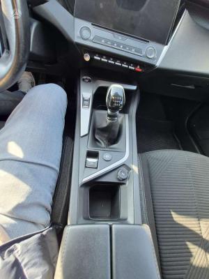 Red Peugeot 308 2022 in Kaunas, with an engine capacity of 1.20 L and mileage of 206 thousand km for 7500 €, photo 20 on AUTOMOTO.COM.LV