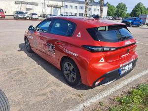 Red Peugeot 308 2023 in Siauliai, with an engine capacity of 1.20 L and mileage of 86 thousand km for 9999 €, photo 7 on AUTOMOTO.COM.LV