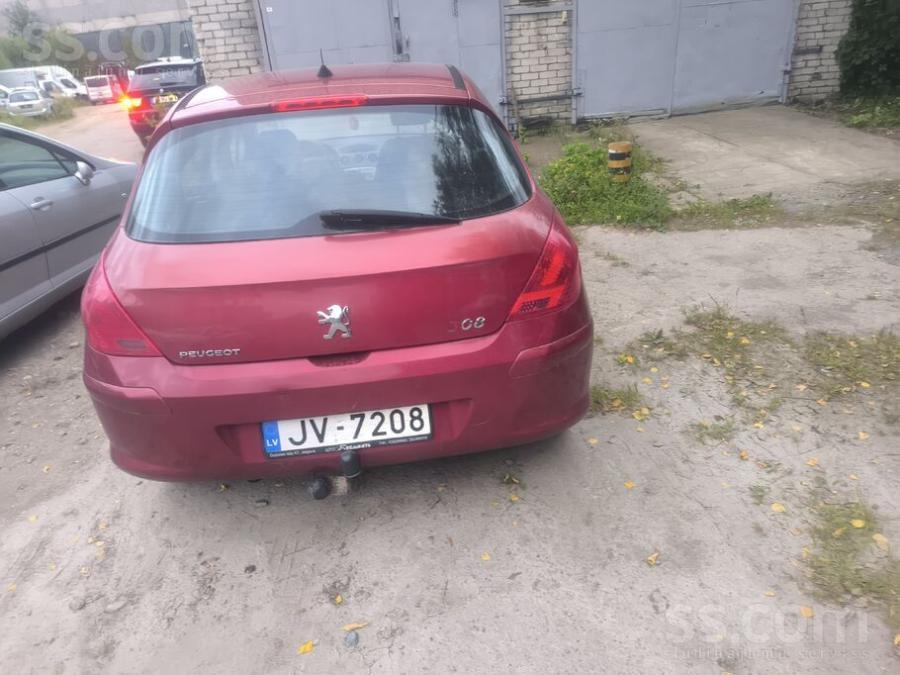 Красный Пежо 308 2008 в Рига, объемом двигателя 1.60 л и пробегом 302 тыс. км за 1000 €, фото 4 на AUTOMOTO.COM.LV