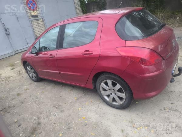 Красный Пежо 308 2008 в Рига, объемом двигателя 1.60 л и пробегом 302 тыс. км за 1000 €, фото 4 на AUTOMOTO.COM.LV