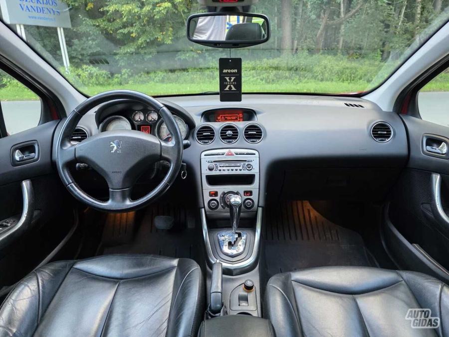 Red Peugeot 308 2008 in Alytus, with an engine capacity of 2.00 L and mileage of 271 thousand km for 2150 €, photo 8 on AUTOMOTO.COM.LV