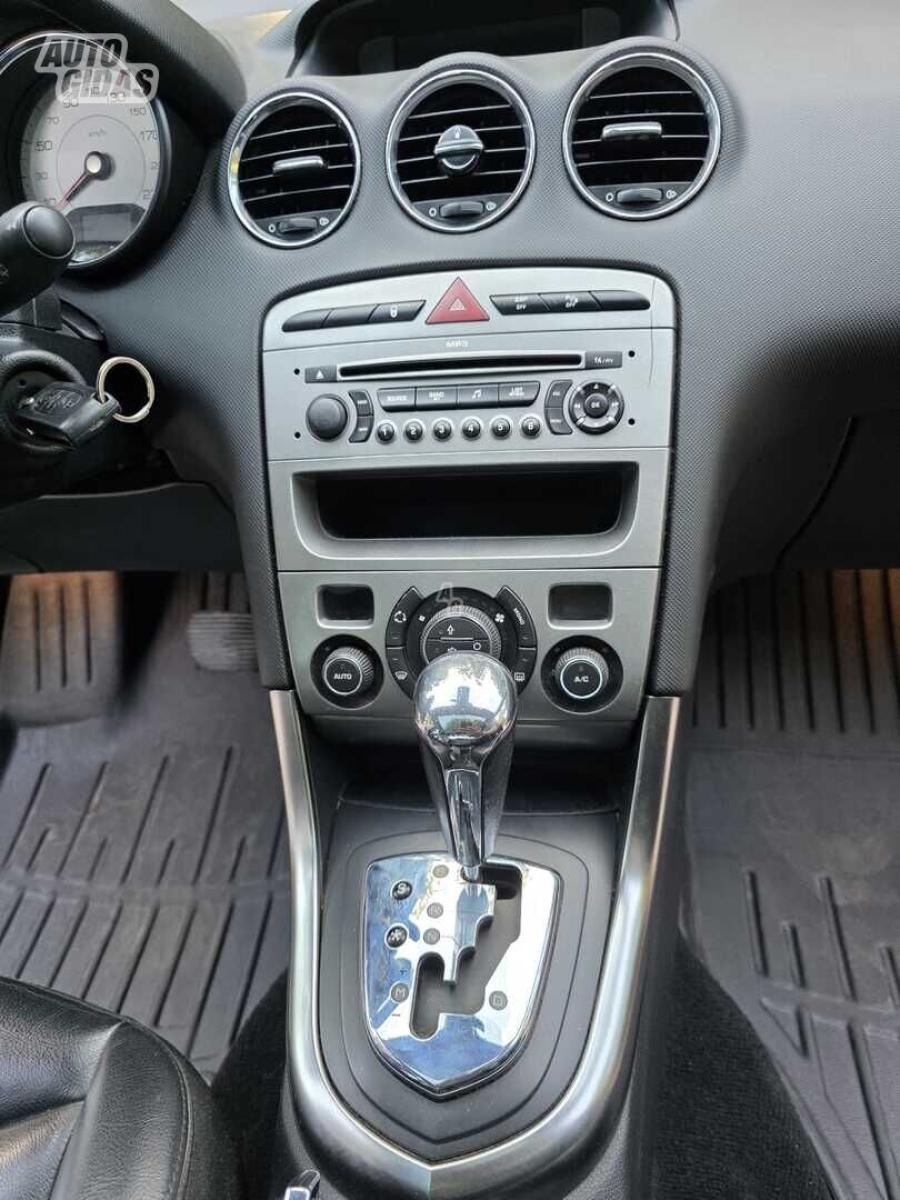 Red Peugeot 308 2008 in Alytus, with an engine capacity of 2.00 L and mileage of 271 thousand km for 2150 €, photo 18 on AUTOMOTO.COM.LV