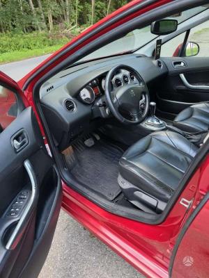 Red Peugeot 308 2008 in Alytus, with an engine capacity of 2.00 L and mileage of 271 thousand km for 1990 €, photo 5 on AUTOMOTO.COM.LV