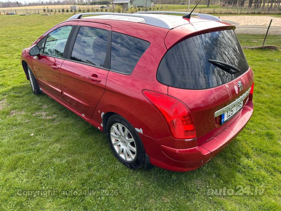 Red Peugeot 308 2010 in Tallinn, with an engine capacity of 1.60 L and mileage of 294 thousand km for 2000 €, photo 6 on AUTOMOTO.COM.LV
