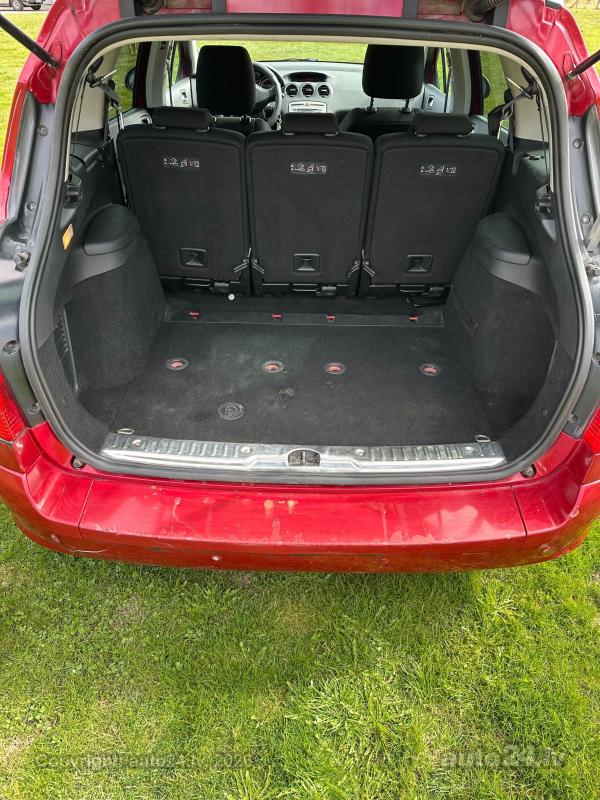 Red Peugeot 308 2010 in Tallinn, with an engine capacity of 1.60 L and mileage of 294 thousand km for 2000 €, photo 8 on AUTOMOTO.COM.LV
