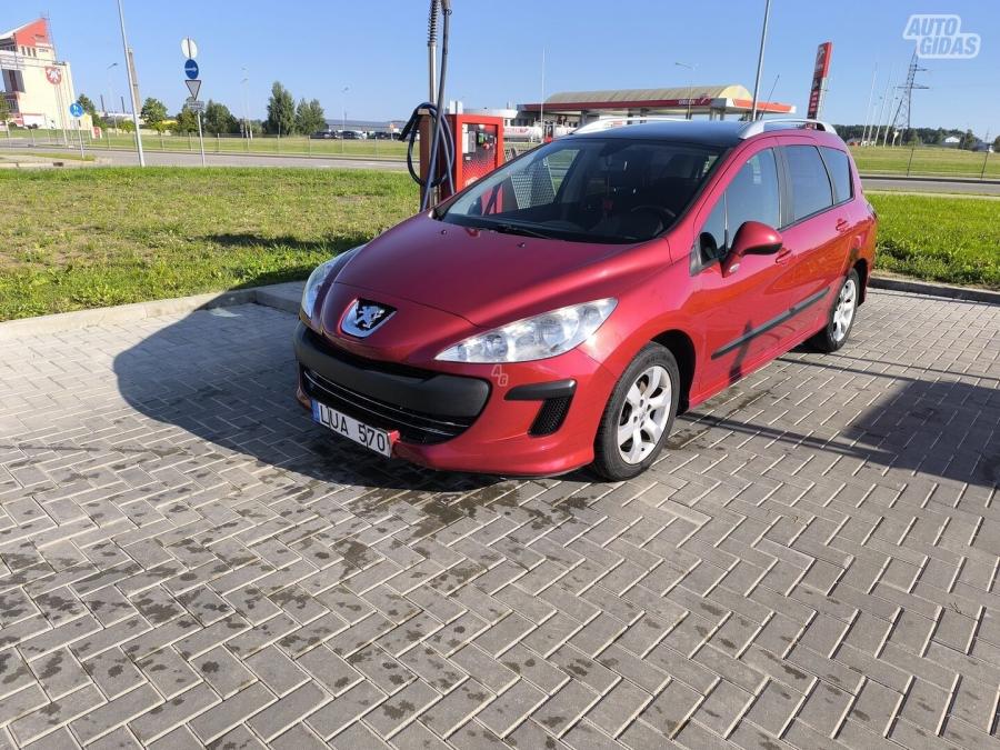 Красный Пежо 308 2010 в Мажейкяй, объемом двигателя 1.60 л и пробегом 300 тыс. км за 1600 €, фото 1 на AUTOMOTO.COM.LV