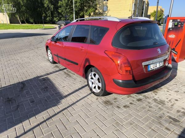 Красный Пежо 308 2010 в Мажейкяй, объемом двигателя 1.60 л и пробегом 300 тыс. км за 1600 €, фото 5 на AUTOMOTO.COM.LV