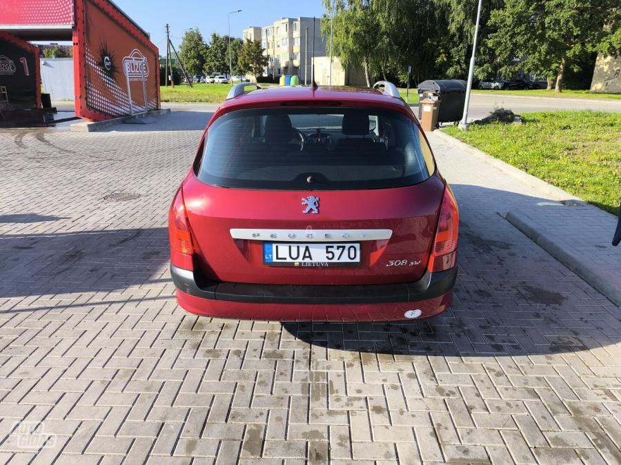 Красный Пежо 308 2010 в Мажейкяй, объемом двигателя 1.60 л и пробегом 300 тыс. км за 1600 €, фото 6 на AUTOMOTO.COM.LV