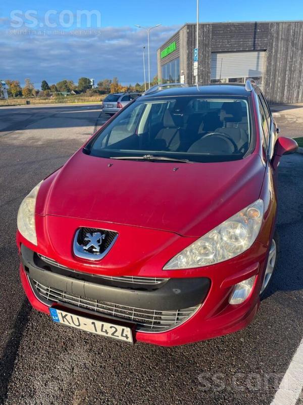 Peugeot 308 2010 Rīga vietnē Sarkans Peugeot 308 2010 Rīga, ar dzinēja tilpumu 1.60 L un nobraukumu 420 tūkst. km par 1950 €, foto 3 vietnē AUTOMOTO.COM.LV