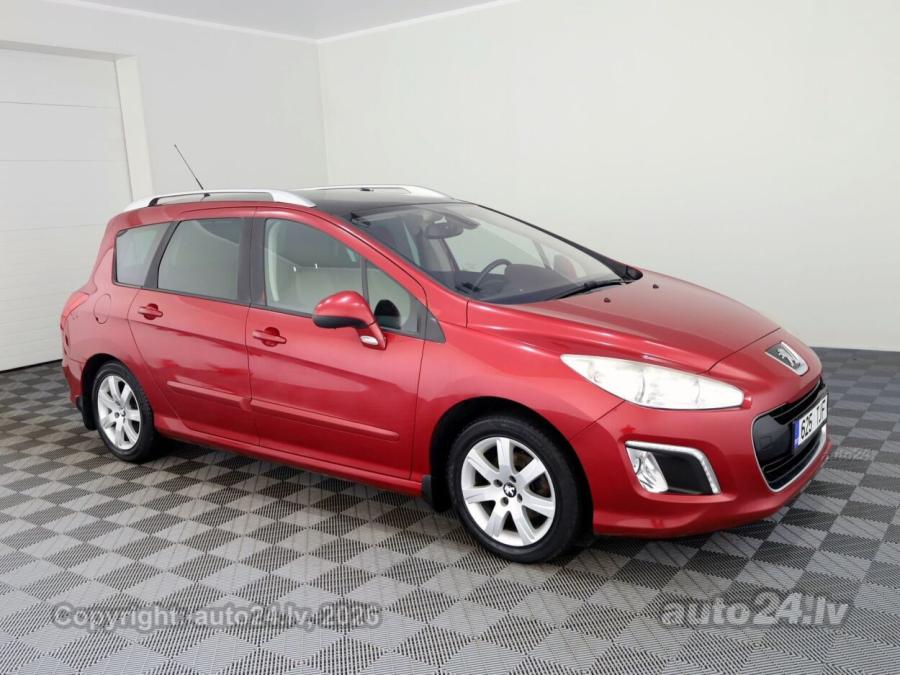 Red Peugeot 308 2011 in Tallinn, with an engine capacity of 1.60 L and mileage of 217 thousand km for 1499 €, photo 1 on AUTOMOTO.COM.LV