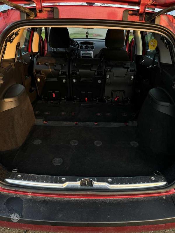 Red Peugeot 308 2011 in Kedainiai, with an engine capacity of 1.56 L and mileage of 279 thousand km for 2800 €, photo 10 on AUTOMOTO.COM.LV