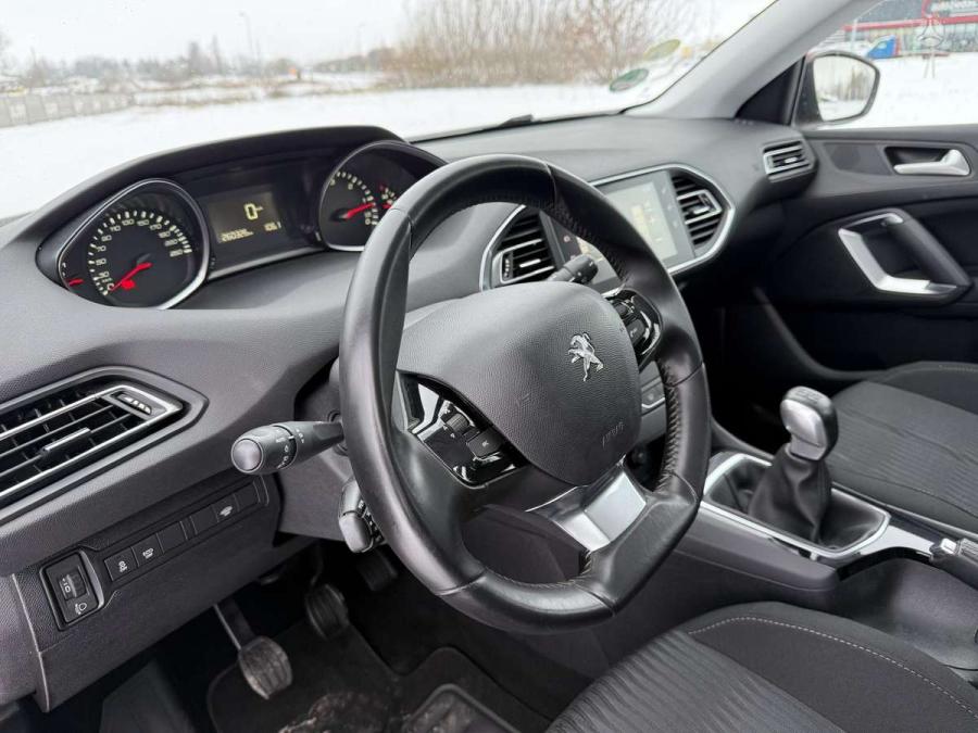 Sarkans Peugeot 308 2015 Ukmergė, ar dzinēja tilpumu 1.56 L un nobraukumu 260 tūkst. km par 3450 €, foto 7 vietnē AUTOMOTO.COM.LV
