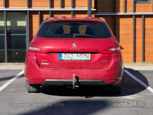 Red Peugeot 308 2016 in Viljandi, with an engine capacity of 1.60 L and mileage of 306 thousand km for 3999 €, photo 5 on AUTOMOTO.COM.LV