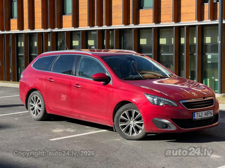 Red Peugeot 308 2016 in Viljandi, with an engine capacity of 1.60 L and mileage of 306 thousand km for 3999 €, photo 8 on AUTOMOTO.COM.LV