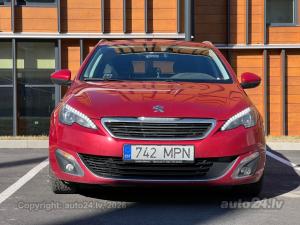 Red Peugeot 308 2016 in Viljandi, with an engine capacity of 1.60 L and mileage of 306 thousand km for 3999 €, photo 9 on AUTOMOTO.COM.LV
