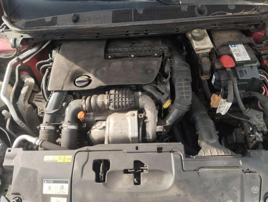 Red Peugeot 308 2016 in Taurage, with an engine capacity of 1.56 L and mileage of 230 thousand km for 6200 €, photo 9 on AUTOMOTO.COM.LV