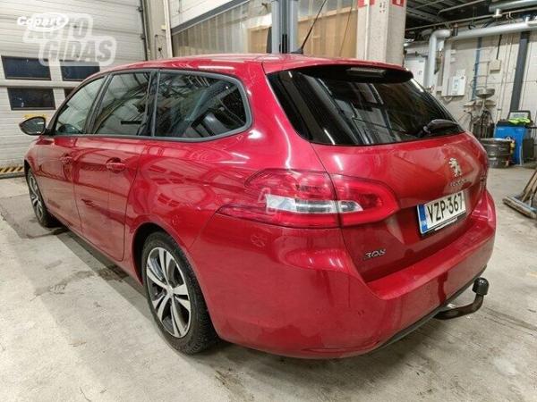 Red Peugeot 308 2017 in Vilnius, with an engine capacity of 1.20 L and mileage of 183 thousand km for 4200 €, photo 3 on AUTOMOTO.COM.LV