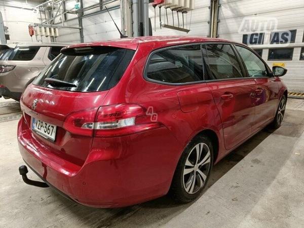 Red Peugeot 308 2017 in Vilnius, with an engine capacity of 1.20 L and mileage of 183 thousand km for 4200 €, photo 4 on AUTOMOTO.COM.LV