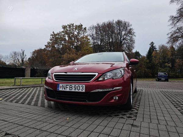Sarkans Peugeot 308 2017 Kauņa, ar dzinēja tilpumu 1.20 L un nobraukumu 202 tūkst. km par 6000 €, foto 2 vietnē AUTOMOTO.COM.LV