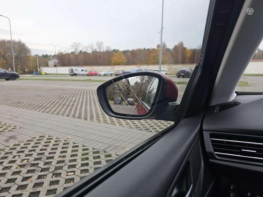 Red Peugeot 308 2017 in Kaunas, with an engine capacity of 1.20 L and mileage of 202 thousand km for 6000 €, photo 16 on AUTOMOTO.COM.LV