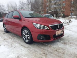 Sarkans Peugeot 308 2017 Viļņa, ar dzinēja tilpumu 1.20 L un nobraukumu 184 tūkst. km par 6000 €, foto  vietnē AUTOMOTO.COM.LV