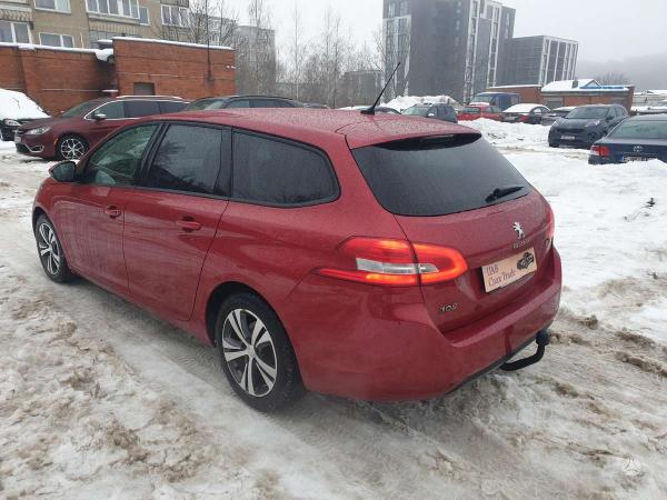 Sarkans Peugeot 308 2017 Viļņa, ar dzinēja tilpumu 1.20 L un nobraukumu 184 tūkst. km par 6000 €, foto 6 vietnē AUTOMOTO.COM.LV