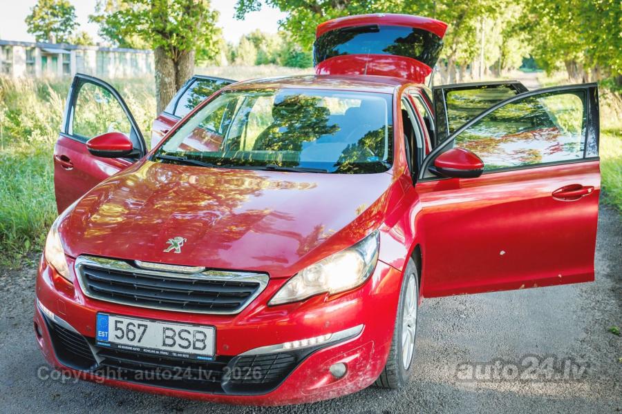 Red Peugeot 308 2017 in Tallinn, with an engine capacity of 1.20 L and mileage of 306 thousand km for 5800 €, photo 8 on AUTOMOTO.COM.LV