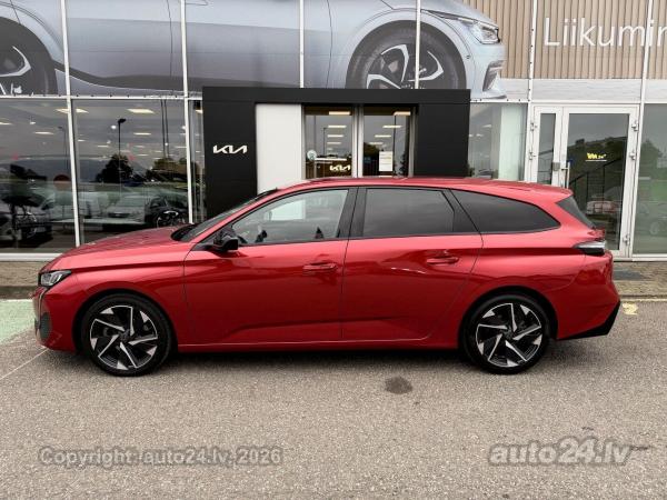 Red Peugeot 308 2023 in Tallinn, with an engine capacity of 1.50 L and mileage of 62 thousand km for 22900 €, photo 5 on AUTOMOTO.COM.LV