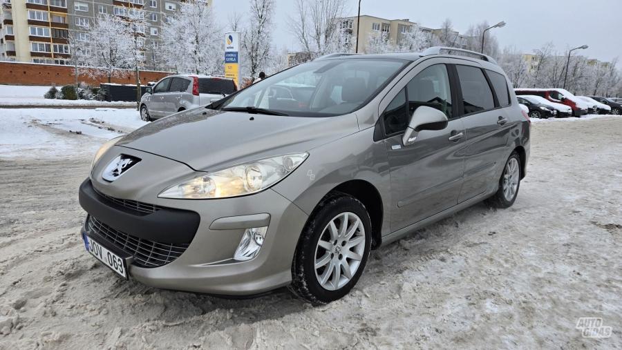 Peugeot 308 2010 Panevēža, ar dzinēja tilpumu 1.60 L un nobraukumu 299 tūkst. km par 1800 €, foto 10 vietnē AUTOMOTO.COM.LV