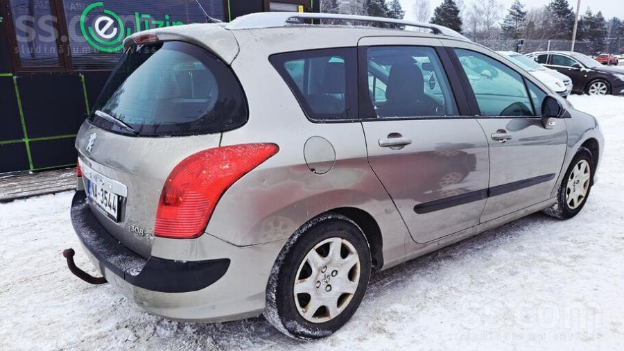 Peugeot 308 2010 in Riga, with an engine capacity of 1.60 L and mileage of 289 thousand km for 1500 €, photo 2 on AUTOMOTO.COM.LV