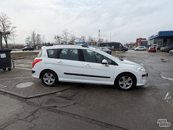 Peugeot 308 2010 in Siauliai, with an engine capacity of 1.60 L and mileage of 176 thousand km for 1850 €, photo 3 on AUTOMOTO.COM.LV