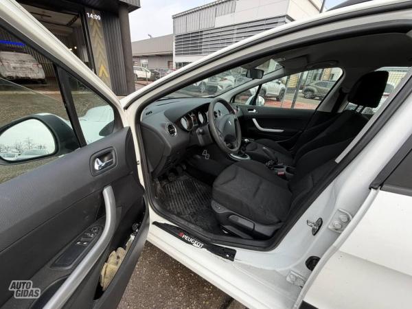 Peugeot 308 2010 Šauļi, ar dzinēja tilpumu 1.60 L un nobraukumu 176 tūkst. km par 1850 €, foto 7 vietnē AUTOMOTO.COM.LV