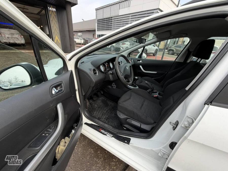 Peugeot 308 2010 in Siauliai, with an engine capacity of 1.60 L and mileage of 176 thousand km for 1850 €, photo 8 on AUTOMOTO.COM.LV