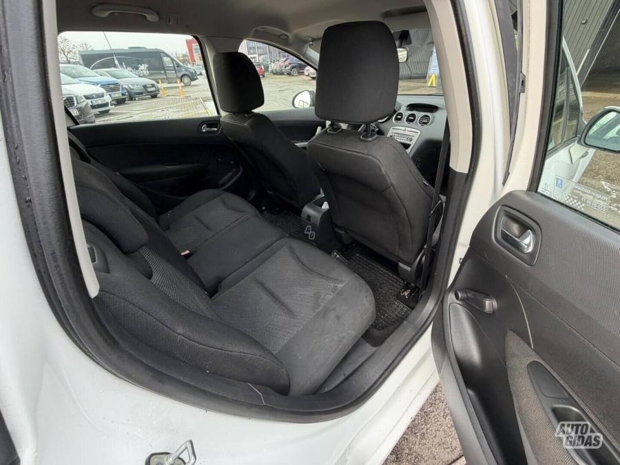 Peugeot 308 2010 in Siauliai, with an engine capacity of 1.60 L and mileage of 176 thousand km for 1650 €, photo 12 on AUTOMOTO.COM.LV