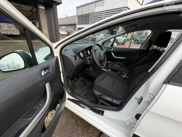 Peugeot 308 2010 in Siauliai, with an engine capacity of 1.60 L and mileage of 176 thousand km for 1650 €, photo 7 on AUTOMOTO.COM.LV