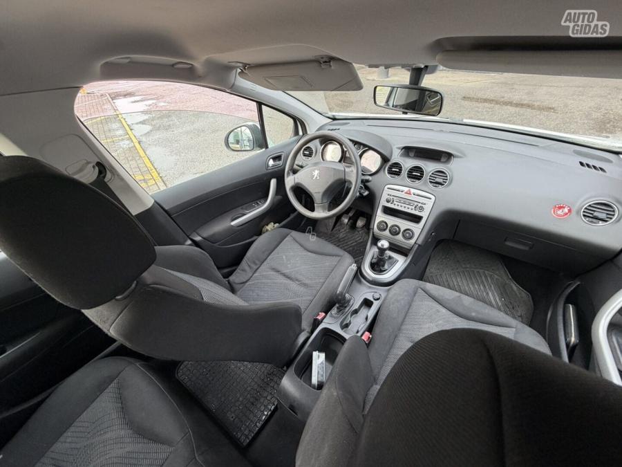 Peugeot 308 2010 Šauļi, ar dzinēja tilpumu 1.60 L un nobraukumu 176 tūkst. km par 1650 €, foto 12 vietnē AUTOMOTO.COM.LV